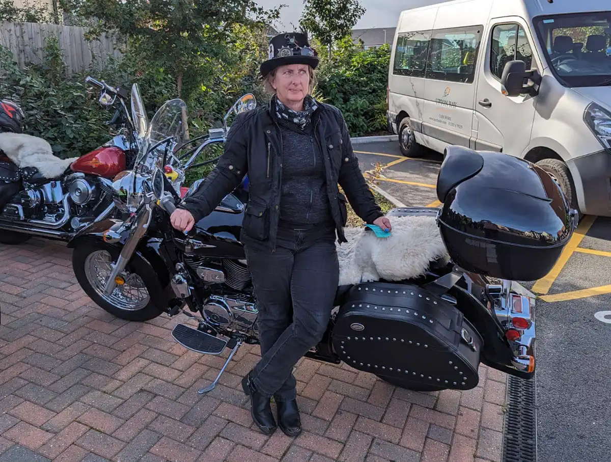 PICTURES: Bikers roar in to Poole care home motorbike display | The ...