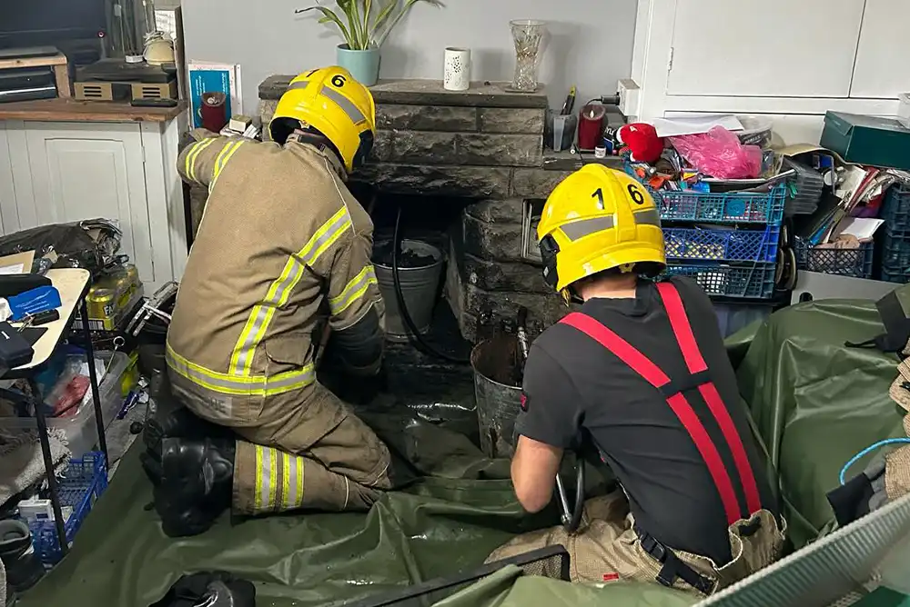 Firefighters tackle "stubborn" chimney blaze in Langton Matravers | The ...