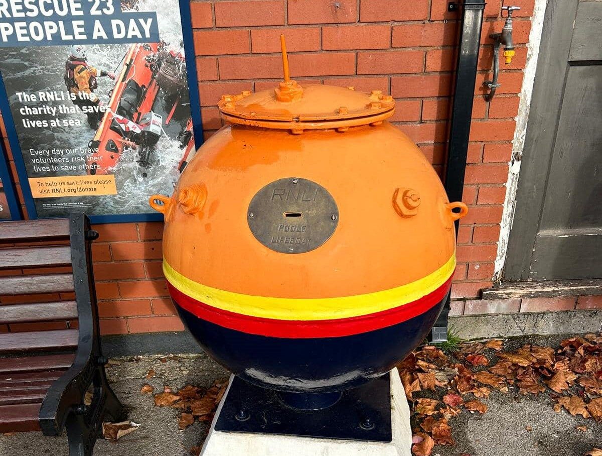 Thieves target Poole Lifeboat Station's iconic mine collection box ...